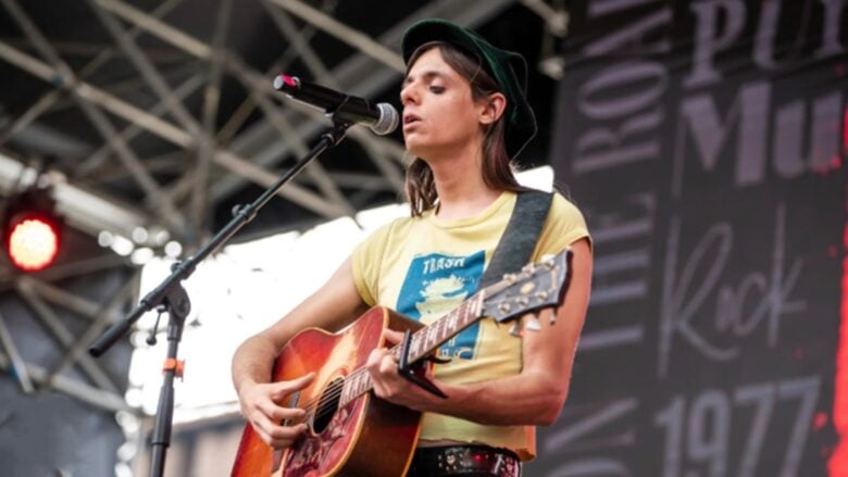 Lucio Corsi chi è: malattia, età, vita privata, madre, X Factor, Topo ...